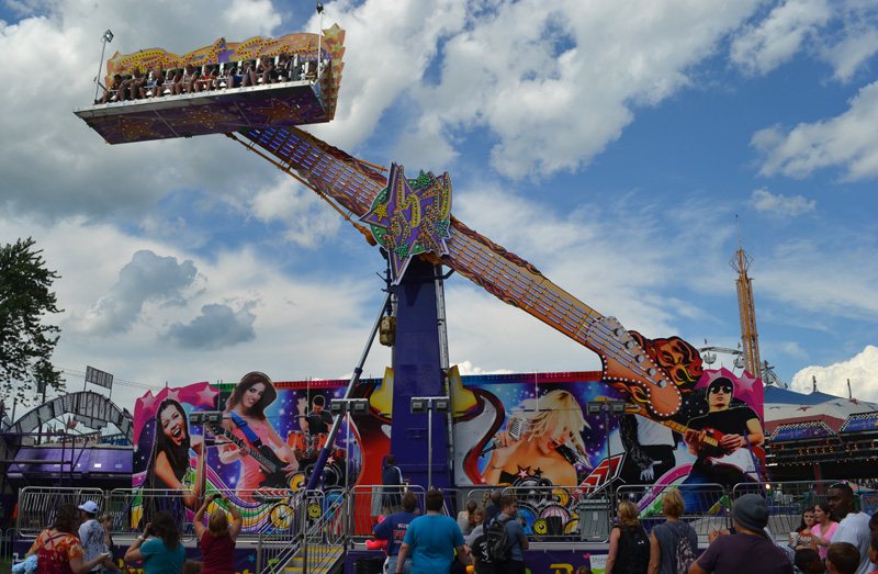 Spectacular Carnival Rides - Dreamland Amusements